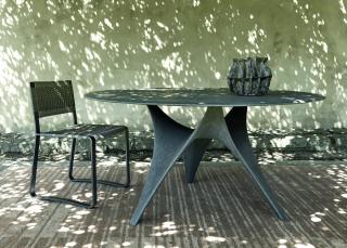 Molteni & C Arc Outdoor Table | Molteni Garden Furniture