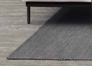 Manutti Linear Outdoor Rug | Manutti Garden Rugs & Furniture