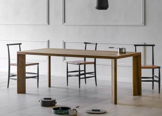 Miniforms Manero Dining Table | Miniforms Furniture UK